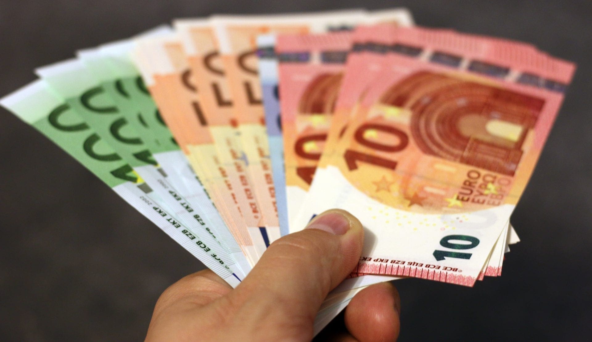 Verminder erfbelasting met ‘papieren’ schenking | Schuiteman